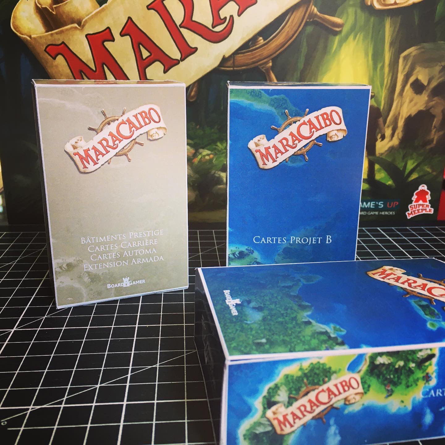 Maracaibo : les cartes mises en boîtes — Board & Gamer